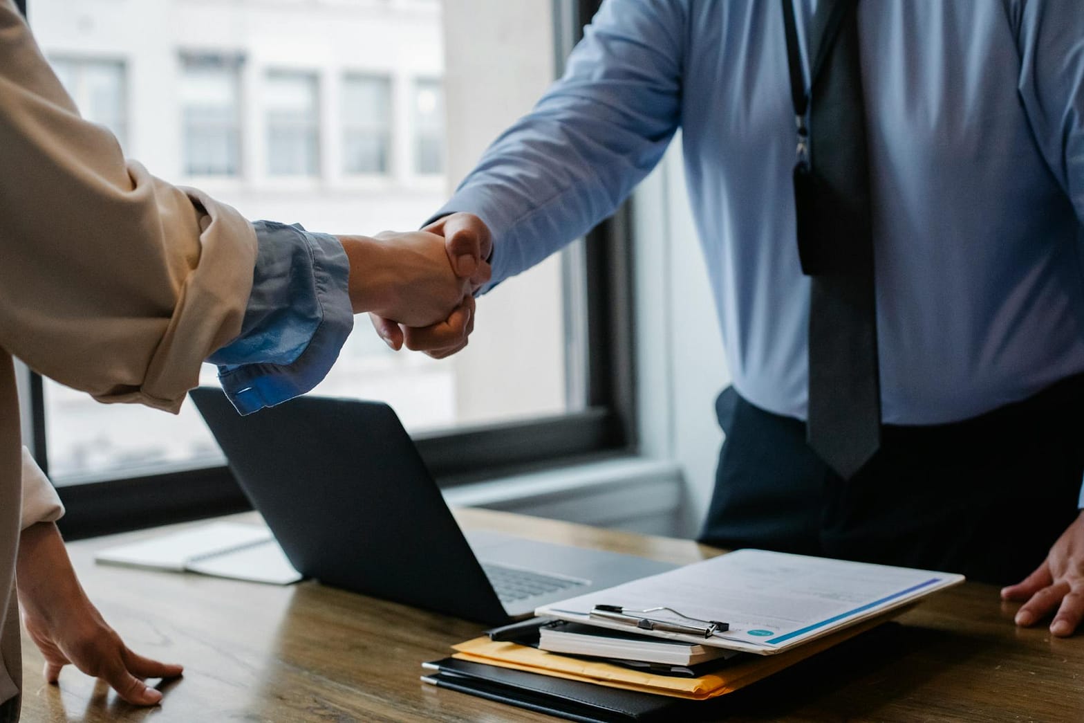 Understanding Different Types of Business Agreements - Peter Wyn Mosey